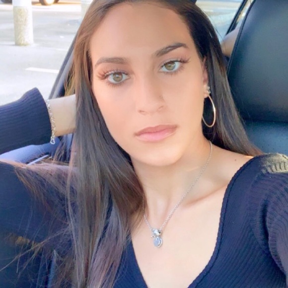 Zuly's Closet (@zulylorenzo12) | Poshmark